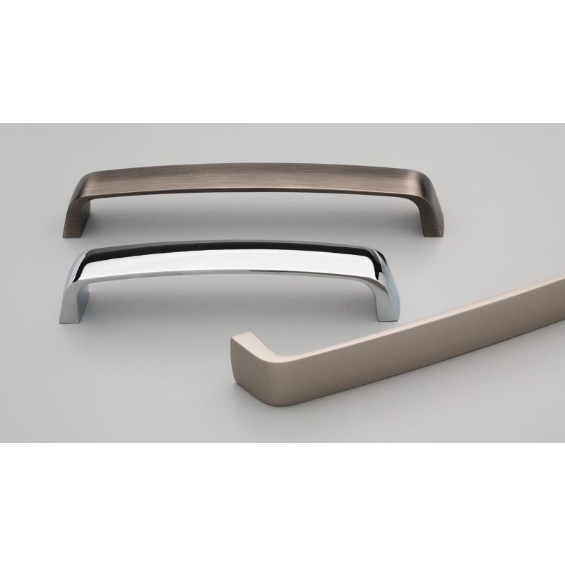 Cromer Handle 128mm C to C Polished Chrome